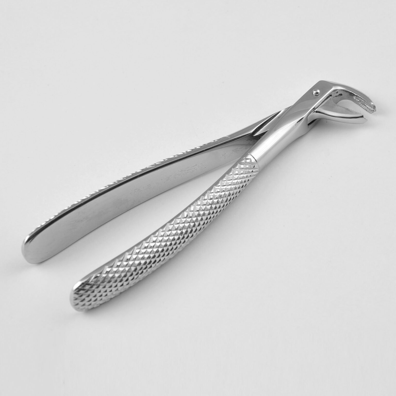 Extraction Forceps English Pattern - CureMed International